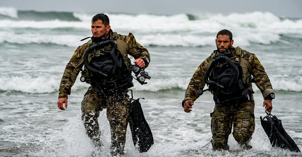 Aqualung Military Professional – DeepSea Locker